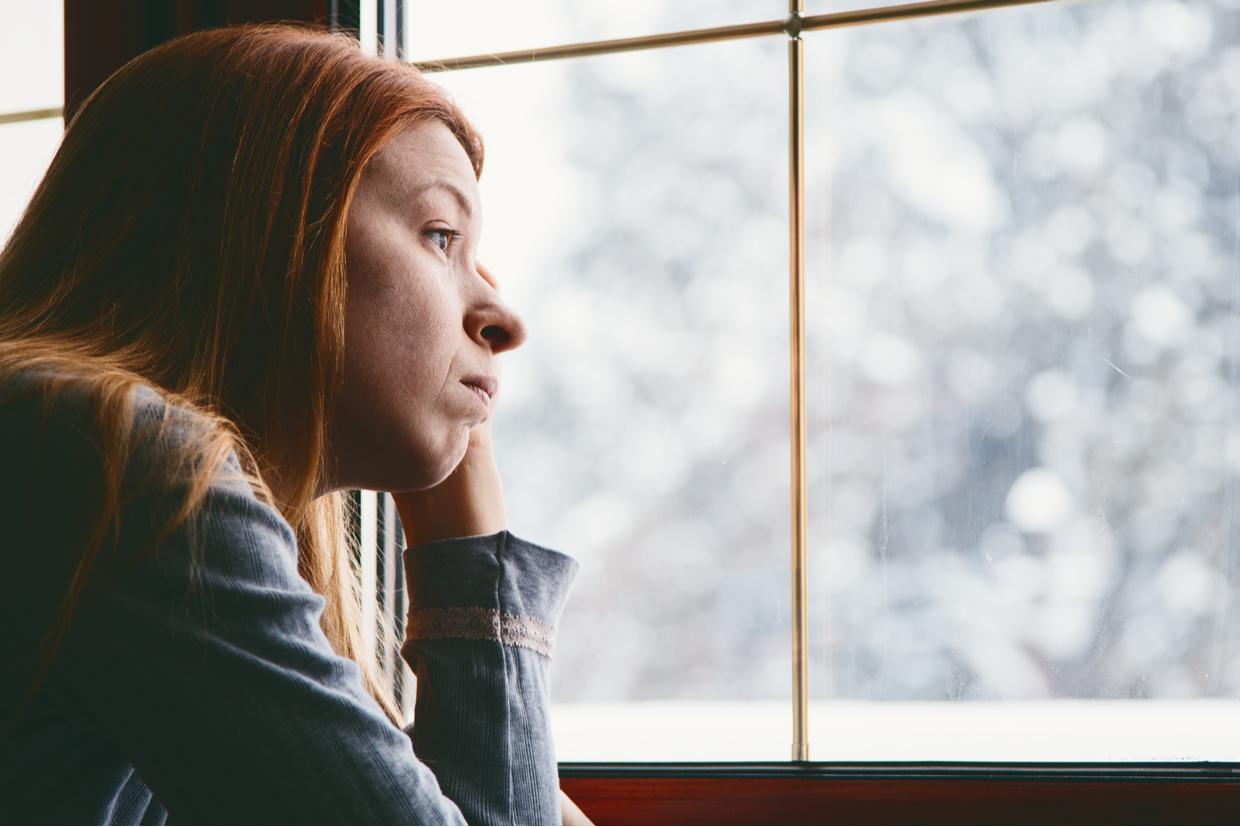 Seasonal Affective Disorder (SAD): Symptoms & Treatment | Performance ...